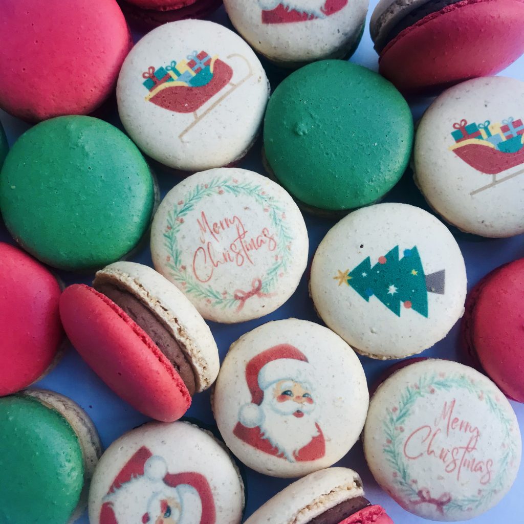 Christmas Macarons Festive Box – Sugar Glaze Bakery